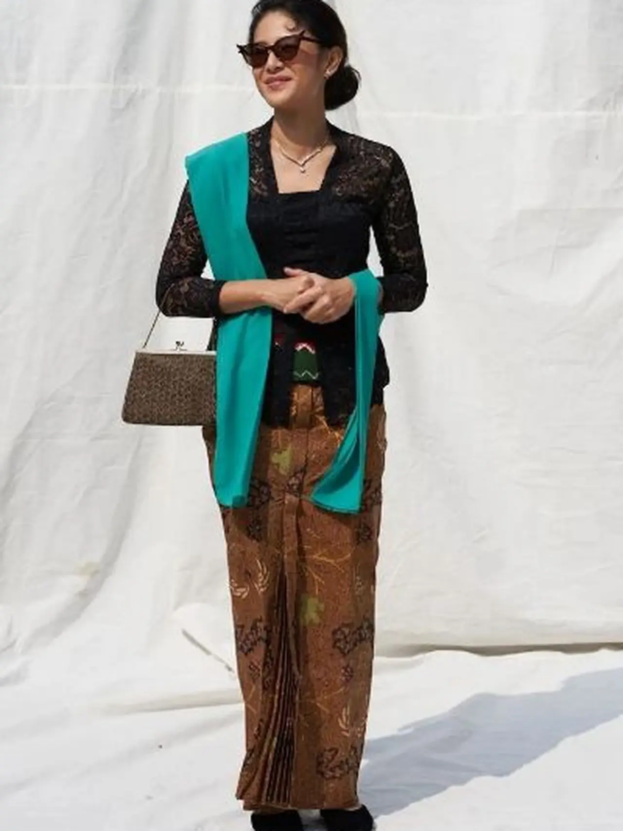 6 Pose Dian Sastrowardoyo Pakai Kebaya, Berjuang Jadi Warisan Budaya Dunia Tak Benda UNESCO ...