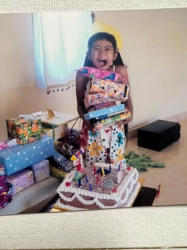 6 Potret Lawas Ultah ke-9 Permesta Dhyaz, Gaya Farida Nurhan Bikin ...