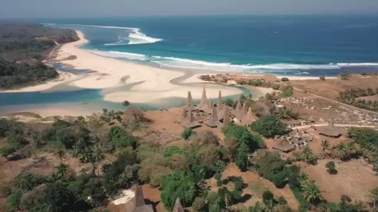Pantai Watu Parunu, Jejak Keindahan dari Samudra Selatan dan Misteri ...