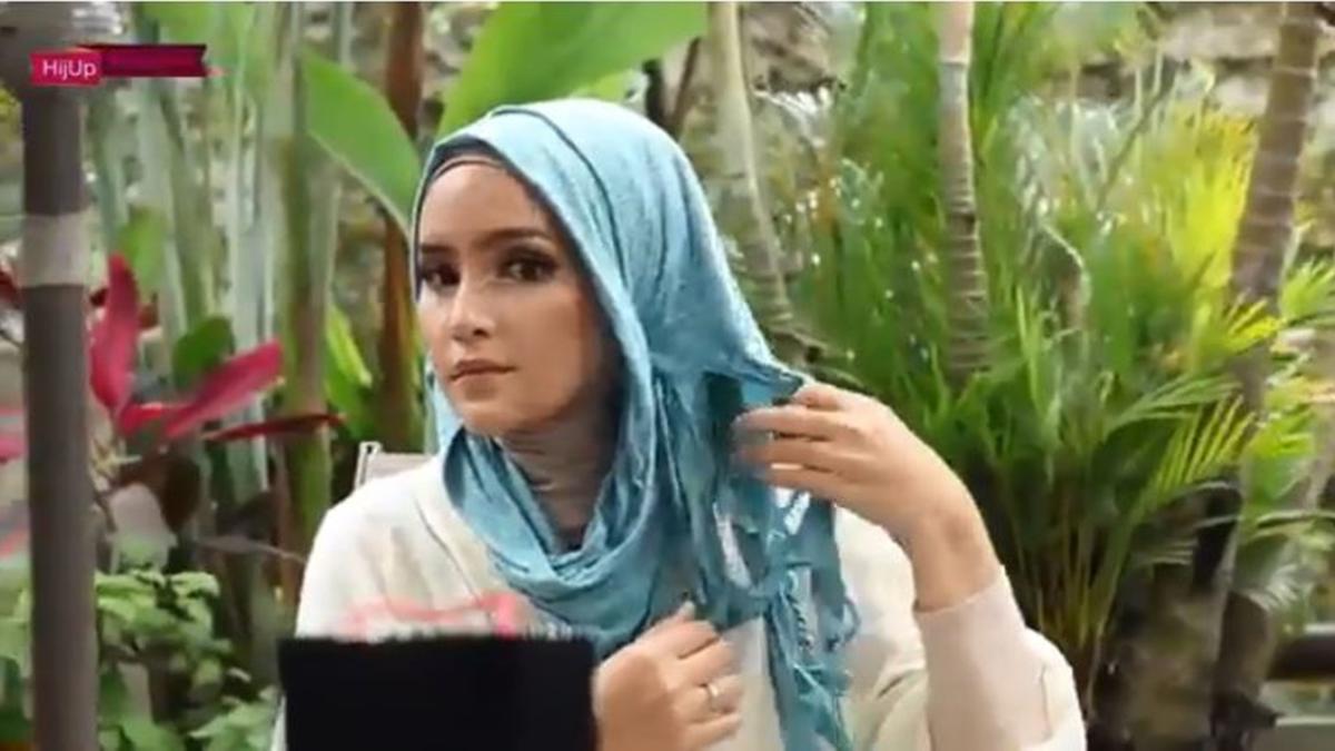 Tutorial Hijab Simpel untuk Ngabuburit - Islami Liputan6.com