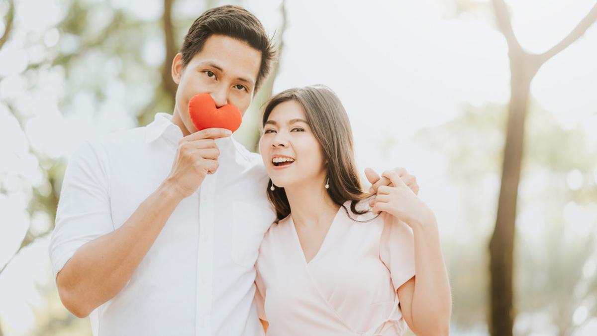 6 Hal yang Bisa Membuat Pria Jatuh Cinta pada Perempuan, Lebih Cepat dari yang Kamu Kira ...