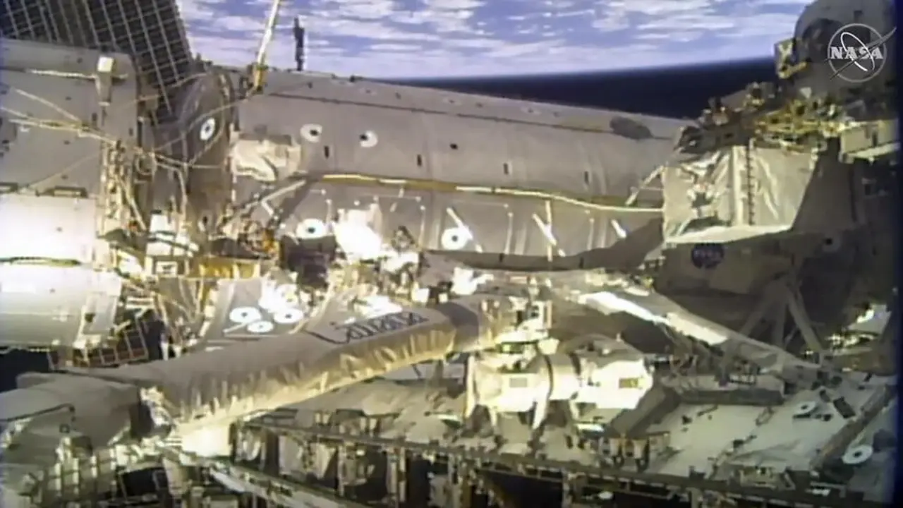 Arab Saudi Bakal Kirim Astronot Wanita Pertama ke ISS, Rayyana Barnawi ...