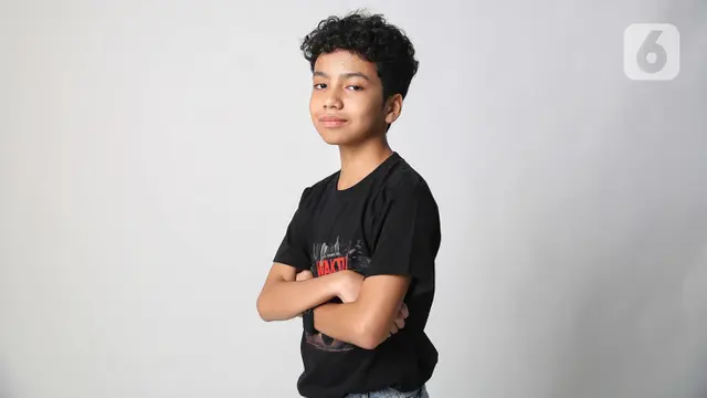 6 Fakta Sulthan Hamonangan Main Film Waktu Maghrib 2: Ubah Gaya Rambut ...