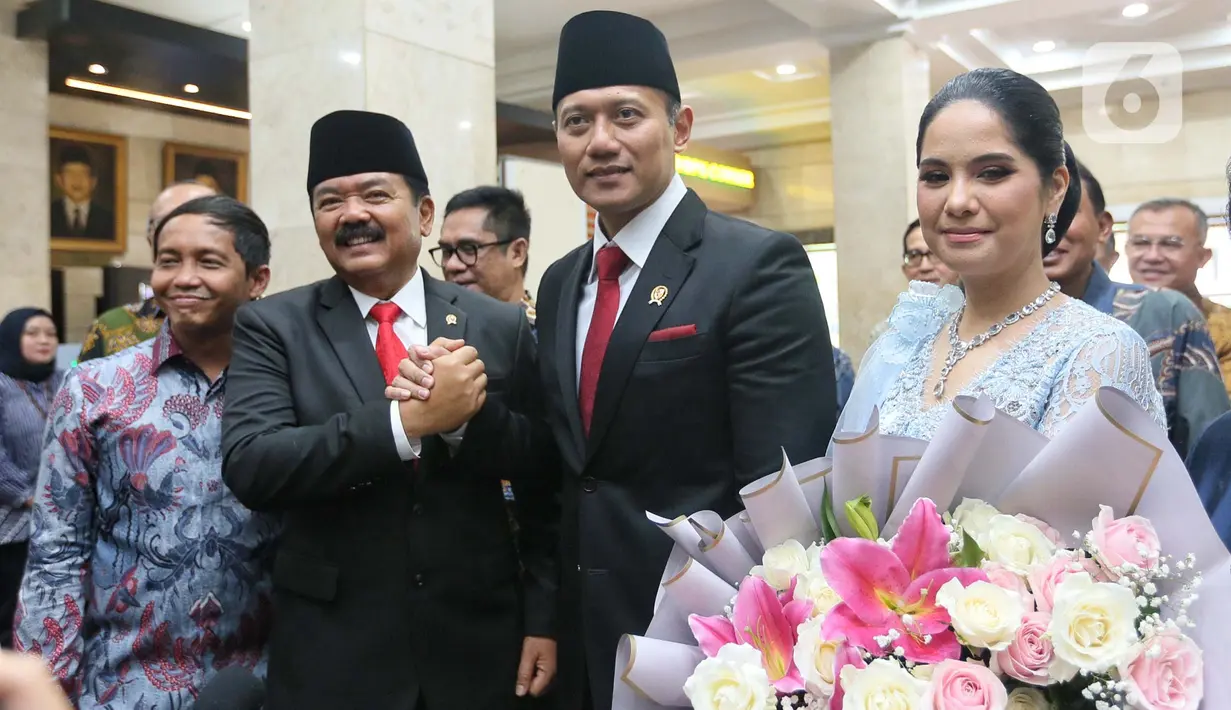 Wajah Semringah AHY saat Diperkenalkan ke Jajaran Kementerian ATR/BPN - Foto Liputan6.com