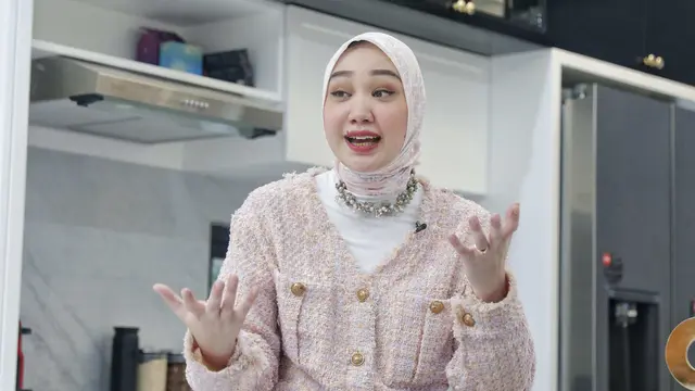 Vina Muliana: Kita Semua Punya Orang Dalam, tapi Tidak Tahu Cara Memanfaatkannya - Tekno ...