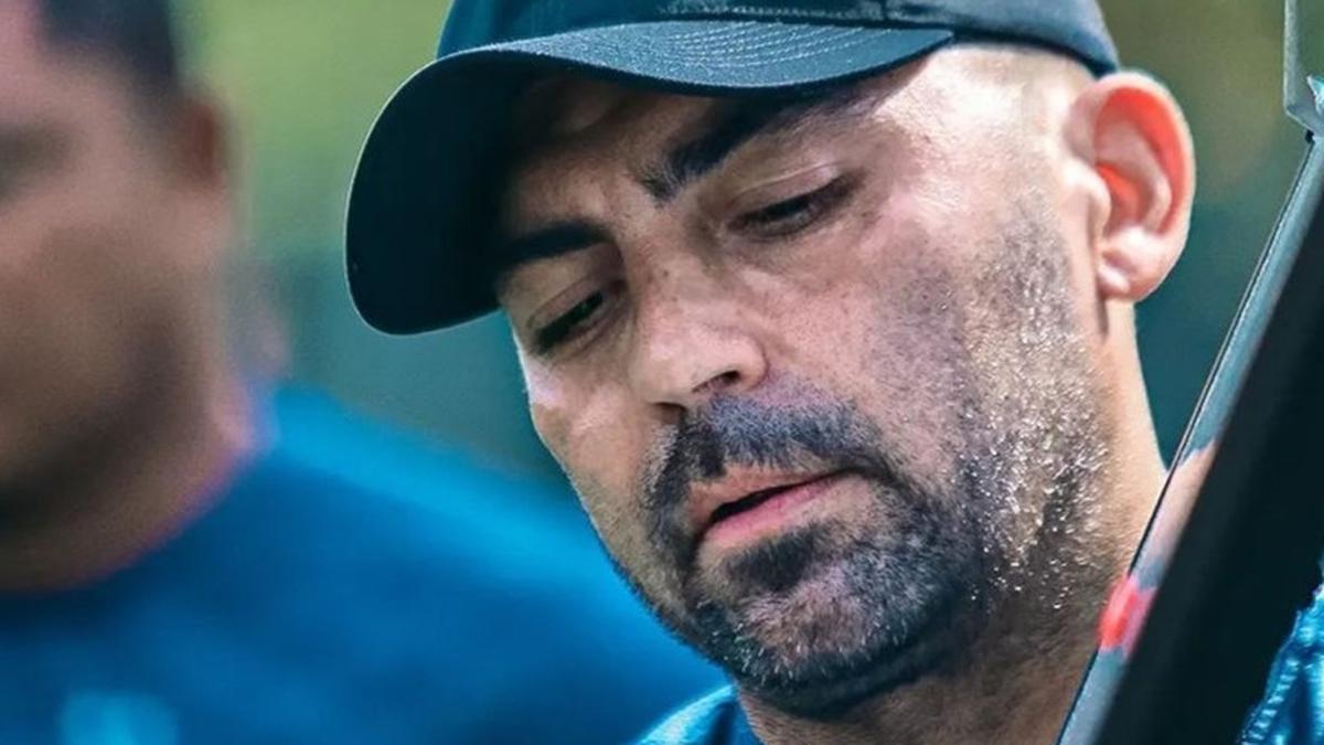 BRI Liga 1: Persik Dibungkam Persebaya, Javier Roca Akui Macan Putih ...