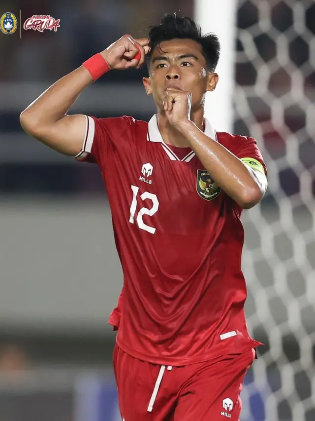 6 Potret Pratama Arhan Perlihatkan Selebrasi Gol untuk Istrinya Azizah ...