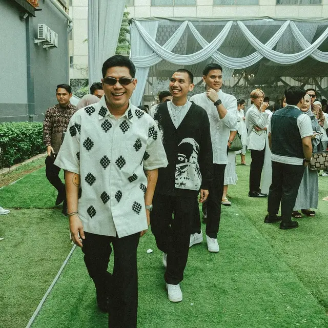 7 Potret RAN di Nikahan Dimansyah Laitupa dan Salma Salsabil, Manggung ...