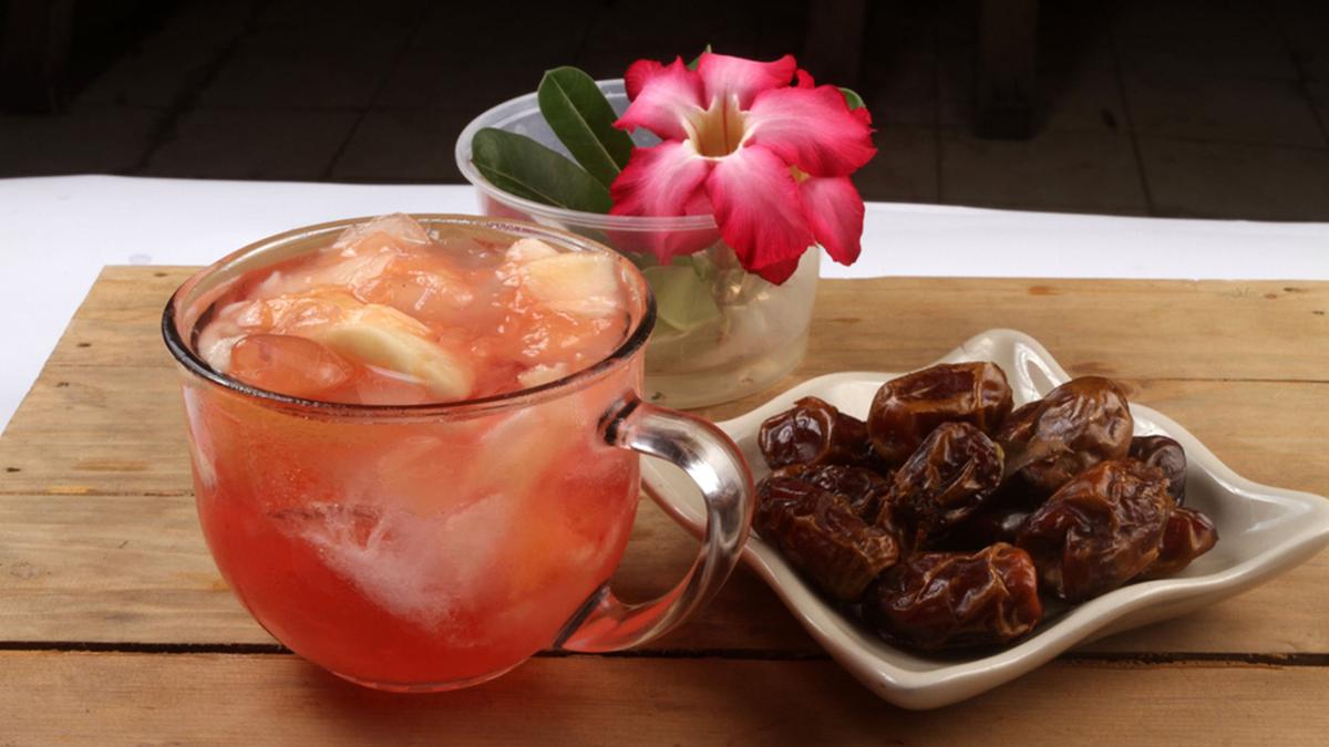 5 Resep Es Blewah untuk Buka Puasa yang Menyegarkan - Food Fimela.com