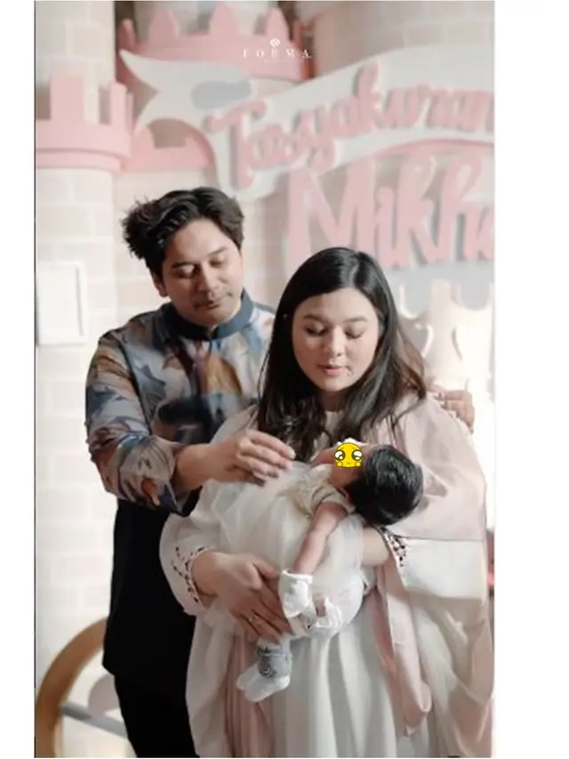 6 Momen Akikah Anak Kedua Eriska Rein, Bertema Istana Princess - Hot ...