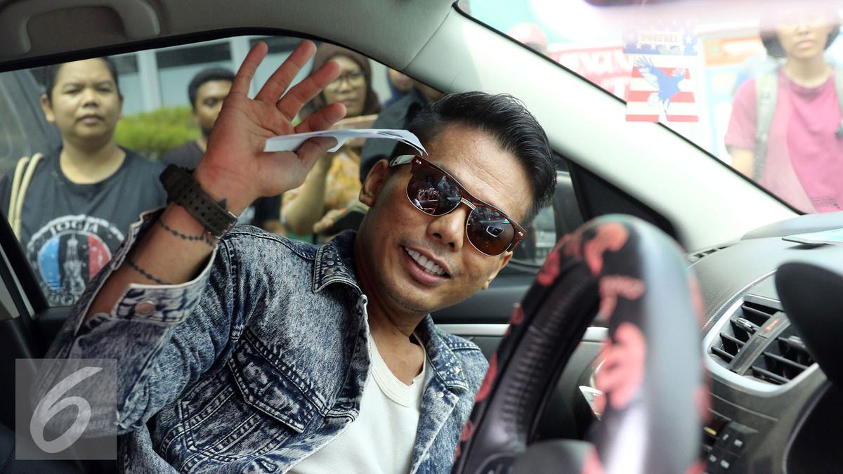 Robby Abbas Kenal 3 Artis Tersandung Kasus Dugaan Prostitusi Online - ShowBiz Liputan6.com