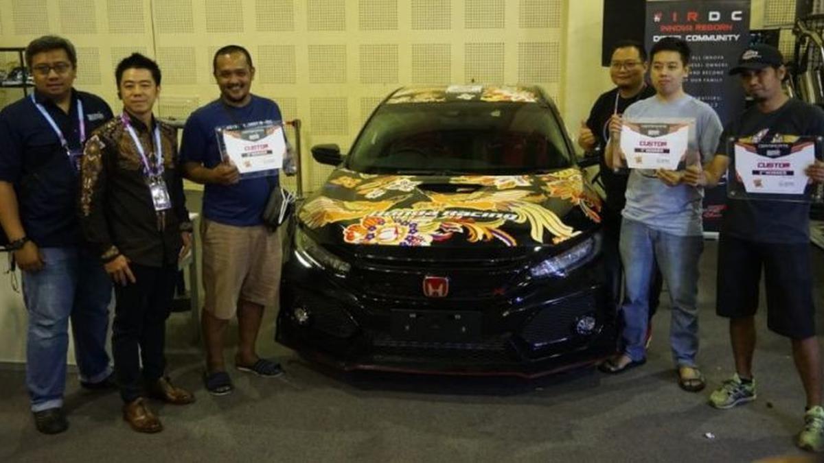 Indonesia Banget, Honda Civic R Type Kenakan Batik - Otomotif Liputan6.com