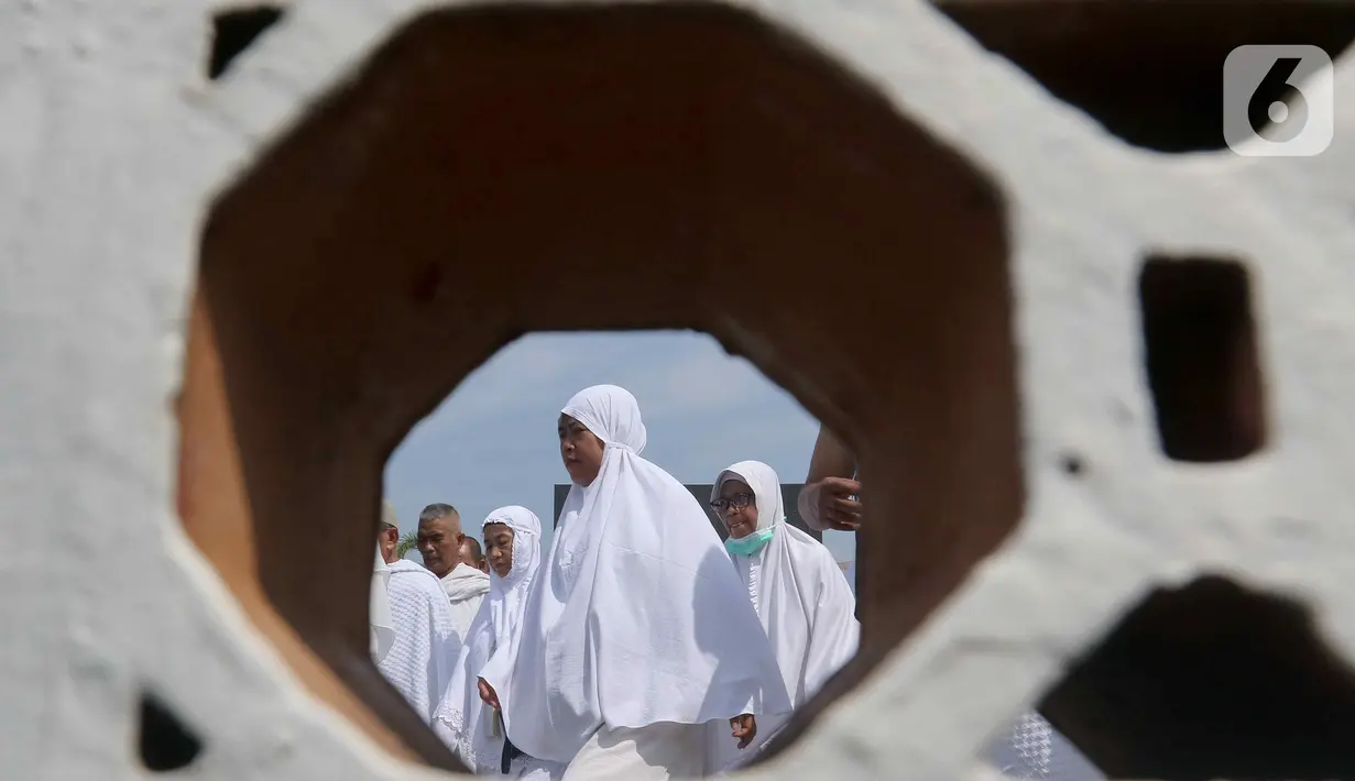 Melihat Pelaksanaan Manasik bagi Para Calon Jamaah Haji - Foto Liputan6.com