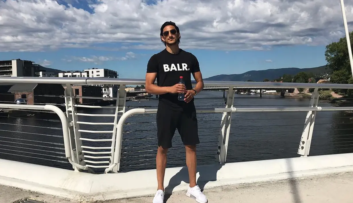 FOTO: Gaya Mahmoud Eid di Luar Lapangan, Pemain Asing Baru Persebaya ...