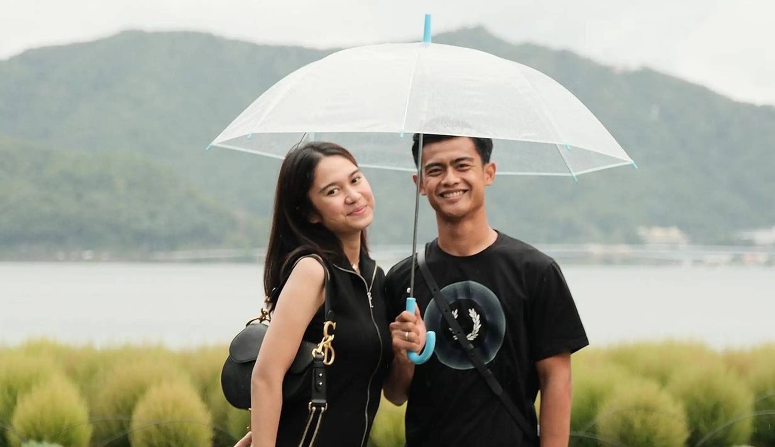 Bikin Baper, Pratama Arhan Pertama Unggah Foto Bareng Azizah Salsha ...