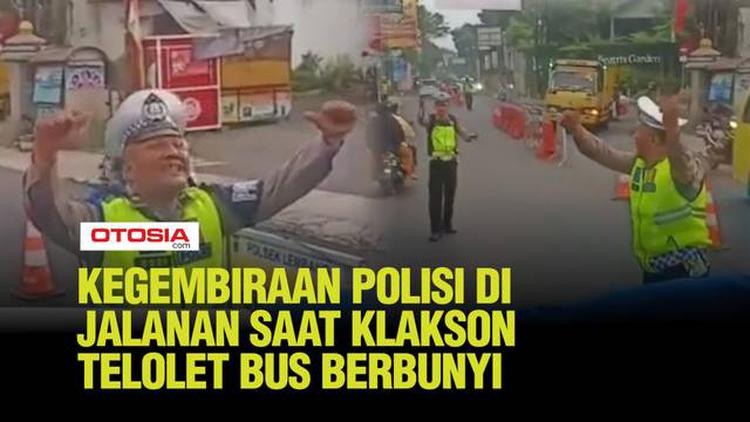 Momen Unik Polisi Minta Sopir Bus Bunyikan Klakson Telolet Saat Berhenti di Tengah Jalan ...