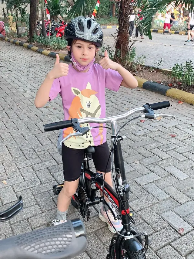 Elif Kayla Peerk, Putri Cantik Siti KDI yang Punya Darah Turki dan Mahir 3 Bahasa - Citizen6 ...