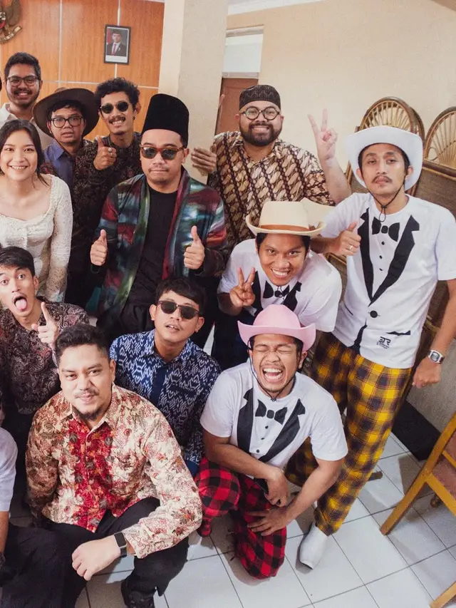 7 Potret Pernikahan Danilla Riyadi Digelar Sederhana di KUA, 6 Bulan ...