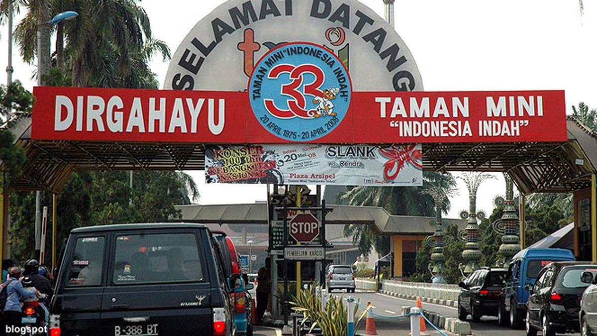 Tiket Masuk TMII Menjelang Malam Tahun Baru Naik - News Liputan6.com