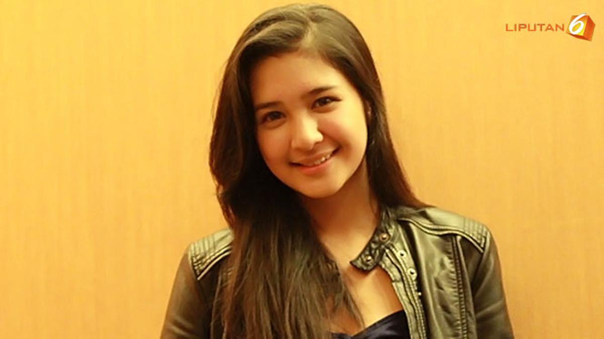Mikha Tambayong Tak Takut Cinta Lokasi - ShowBiz Liputan6.com