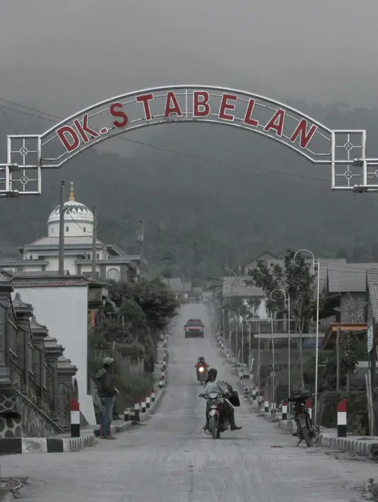 Merapi Meletus, Begini Suasana Tiga Desa di Magelang - Foto Liputan6.com