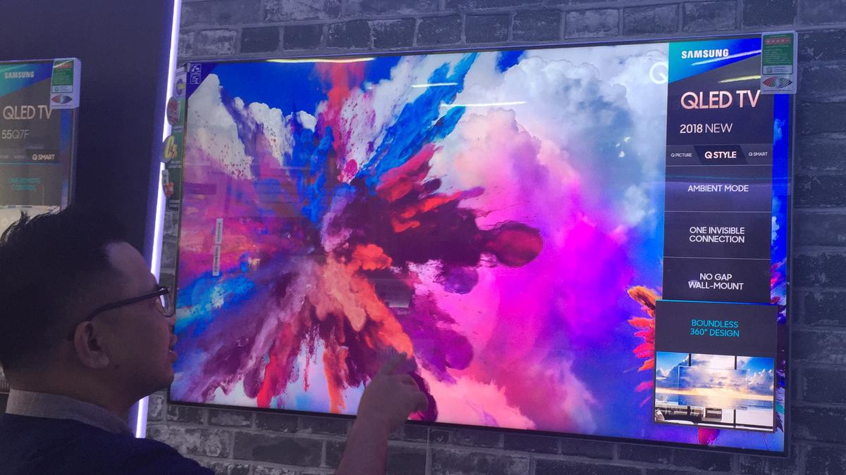 TV QLED Samsung Bidik Tren Layar Besar 60 Inci