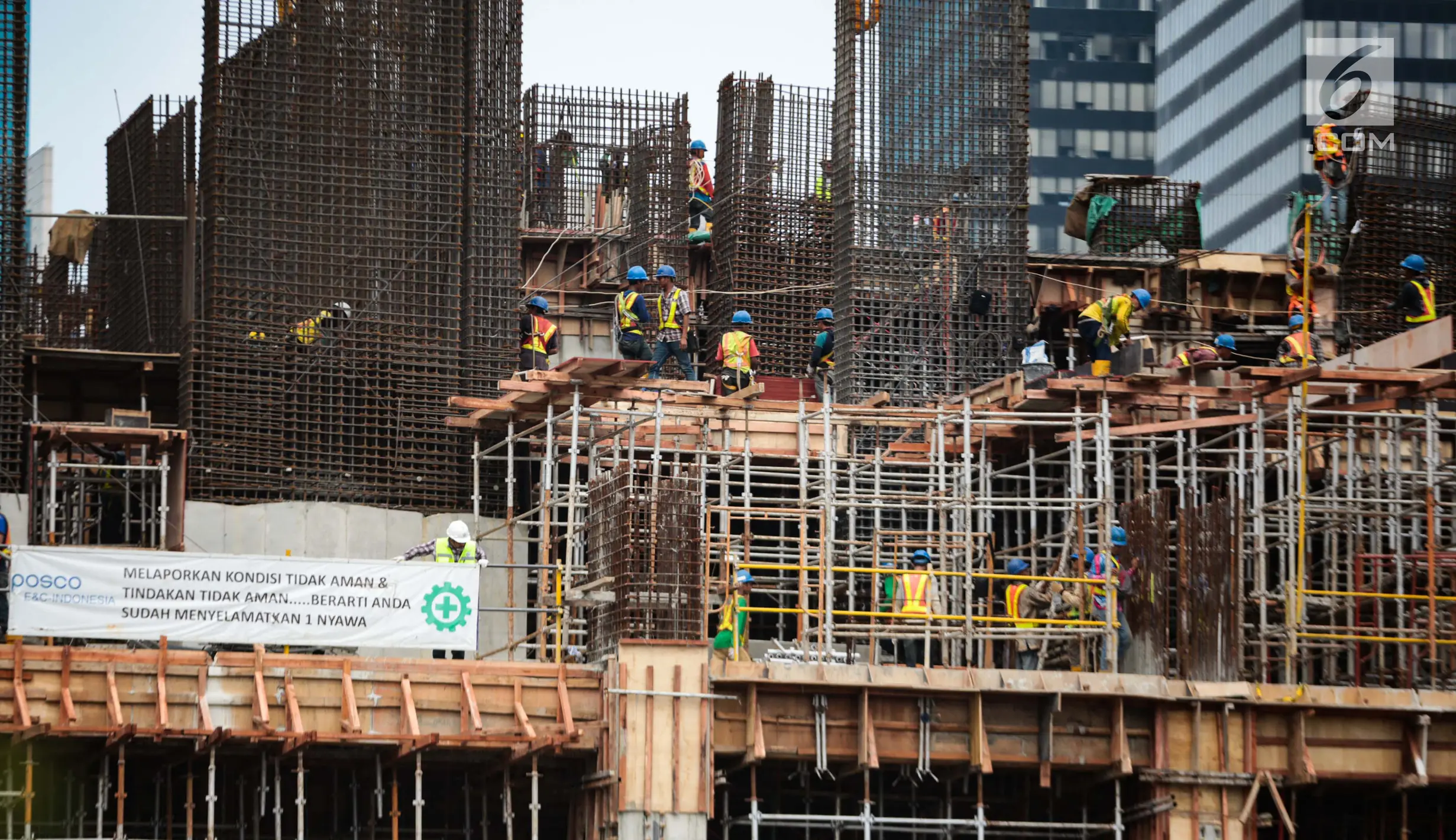 FOTO: Menurunnya Pekerja Sektor Informal - Foto Liputan6.com