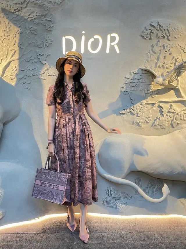 Lama Tak Muncul di Layar, Intip 6 Potret Velove Vexia yang Selalu Tampil Cantik - Entertainment ...