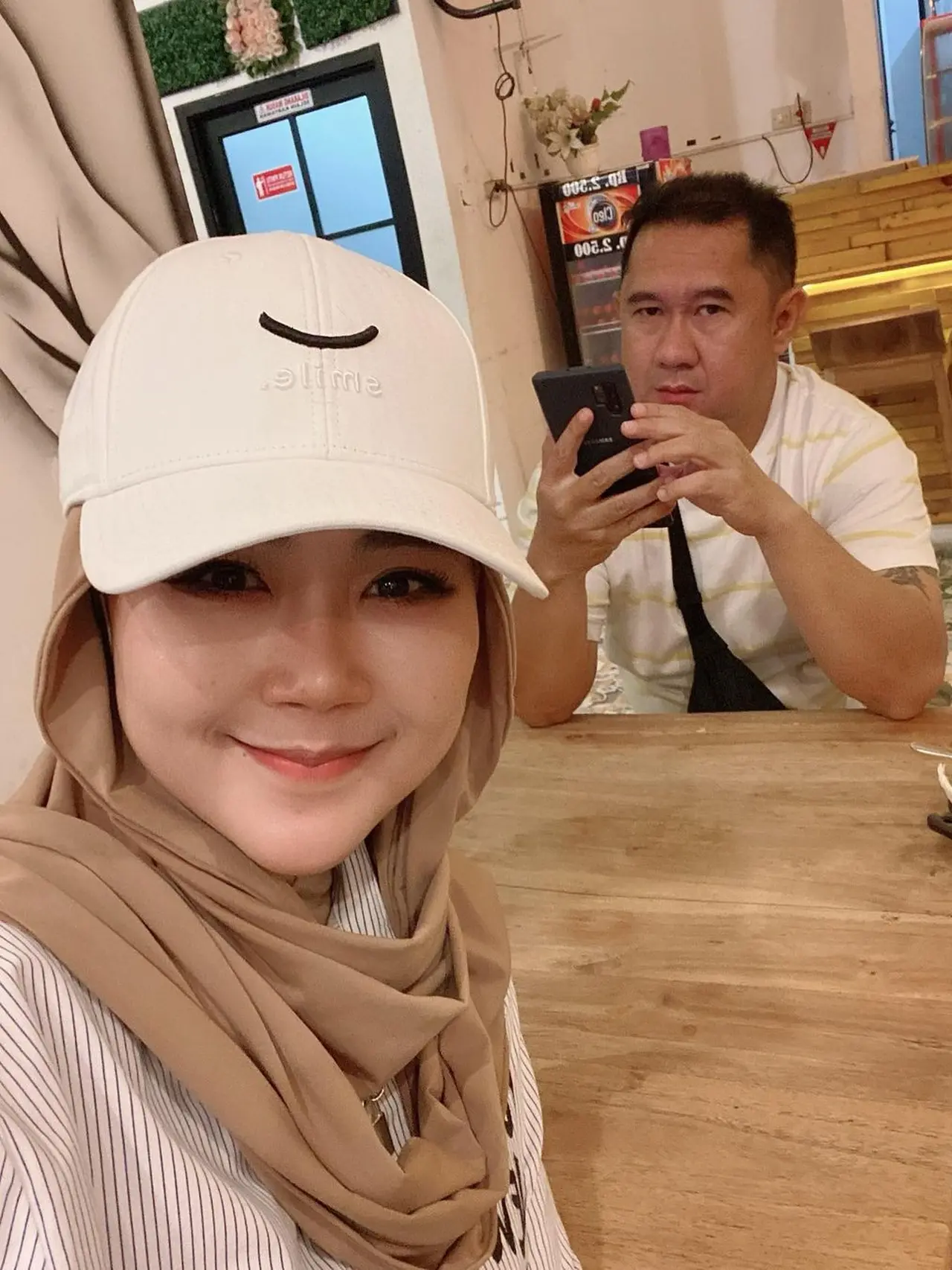 6 Potret Terbaru Bu Dendy yang Pernah Viral, Disebut Makin Glowing dan ...