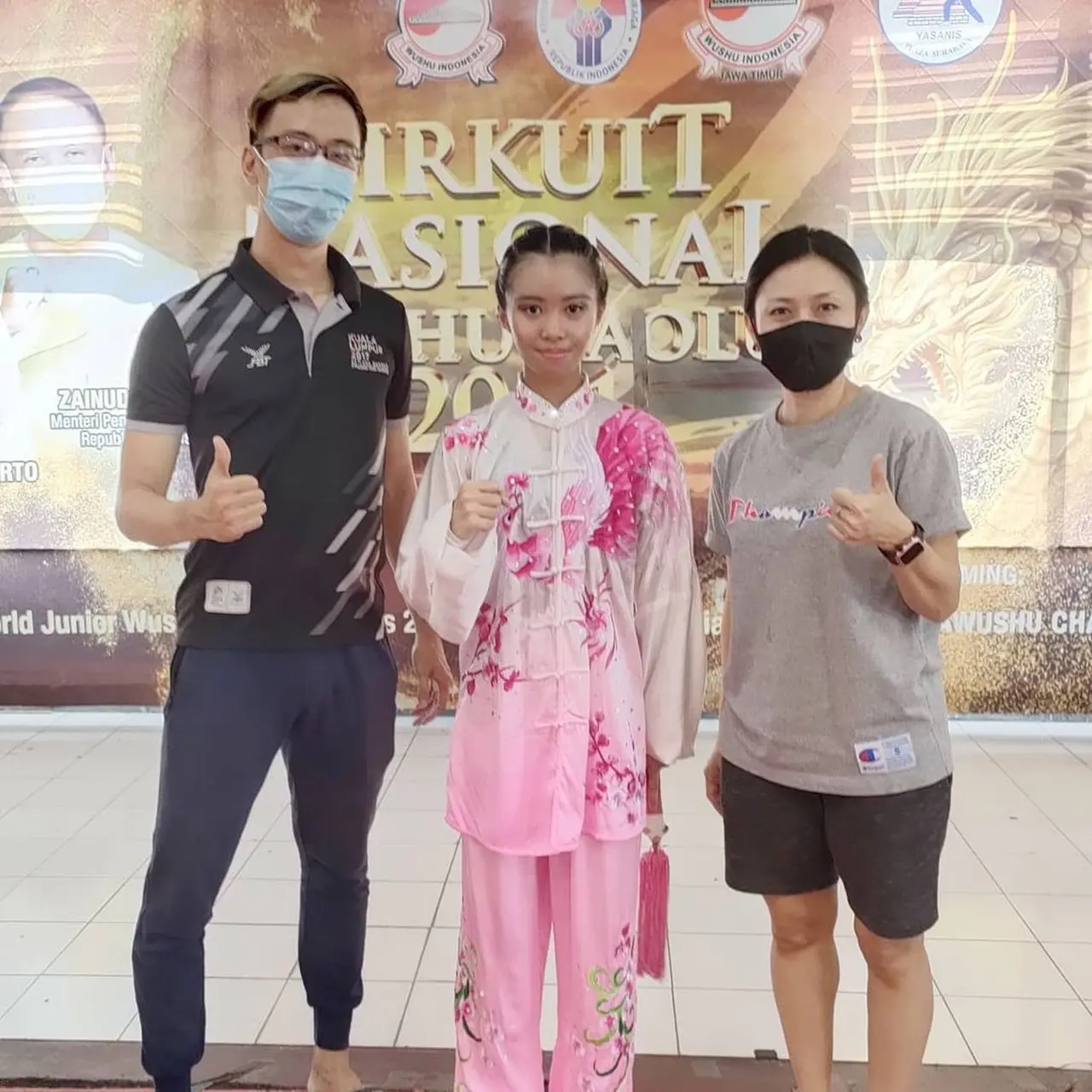 6 Potret Maria Luna Ferisha, Putri Chris John Sekaligus Atlet Wushu ...