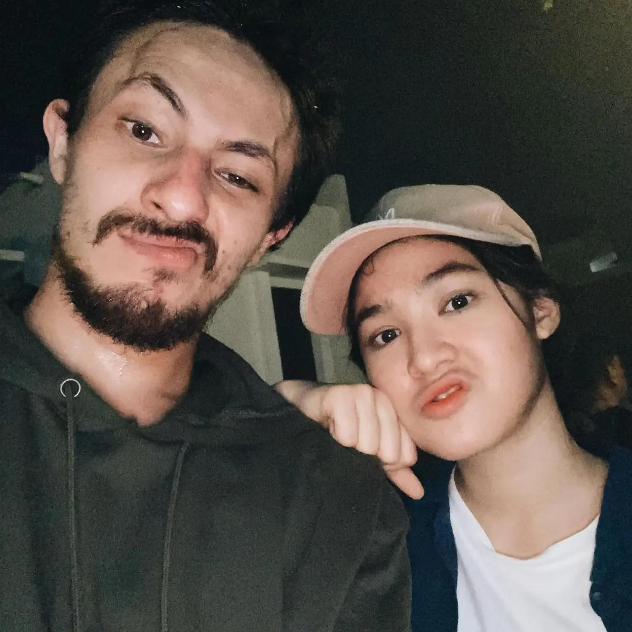 Potret 6 Aktor Bareng Adik Perempuannya di Sinetron, Bak Saudara ...