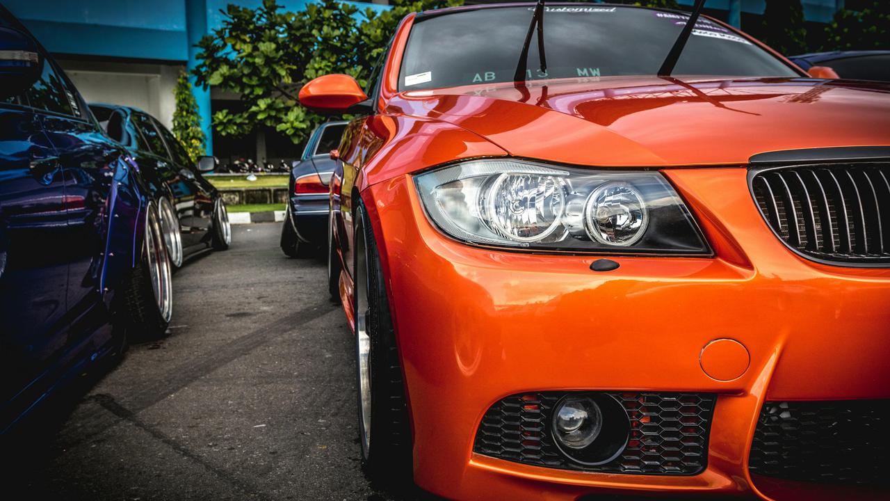 5 Inspirasi Cat Mobil Warna Orange Metalic, Tampil Beda dan Stylish