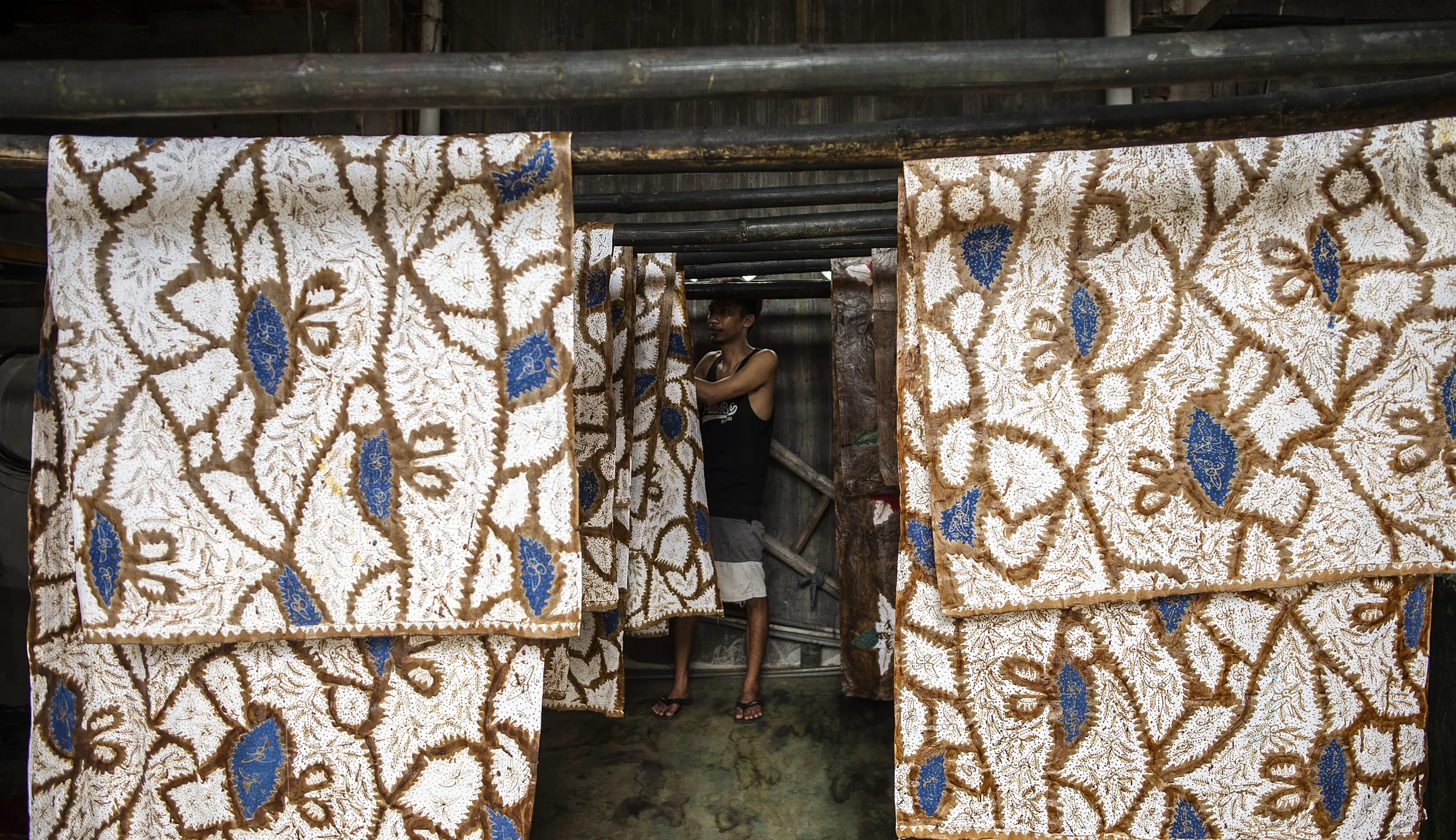 FOTO: Menengok Proses Pembuatan Batik Sidoarjo - Foto Liputan6.com