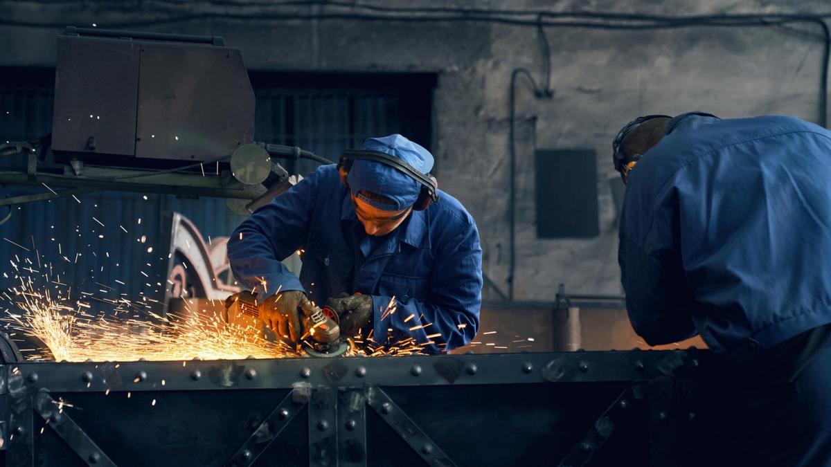 90 Work Hard Quotes yang Pacu Semangat Bekerja, Sukses di Usia Muda