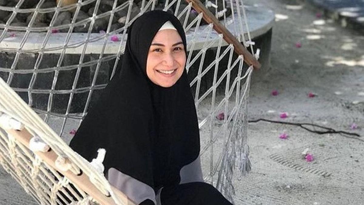 Ingat Siti Anizah? Kini Berhijab dan Hidup Bahagia dengan Keluarga Kecilnya