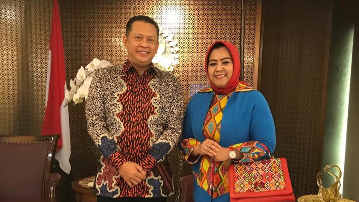 Anna Mariana dan DPR Perjuangkan Peringatan Hari Tenun dan Songket ...