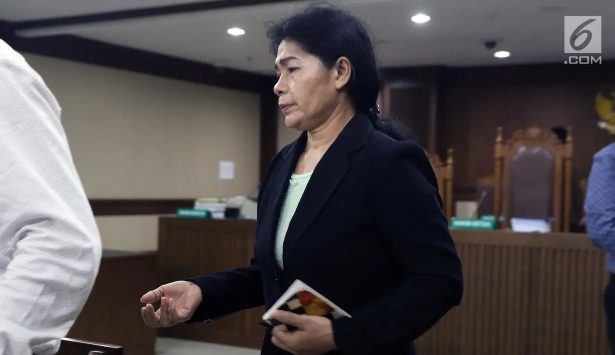 FOTO: Diduga Terima Suap, Hakim adhoc Pengadilan Tipikor Medan Dituntut 9 Tahun Penjara - Foto ...