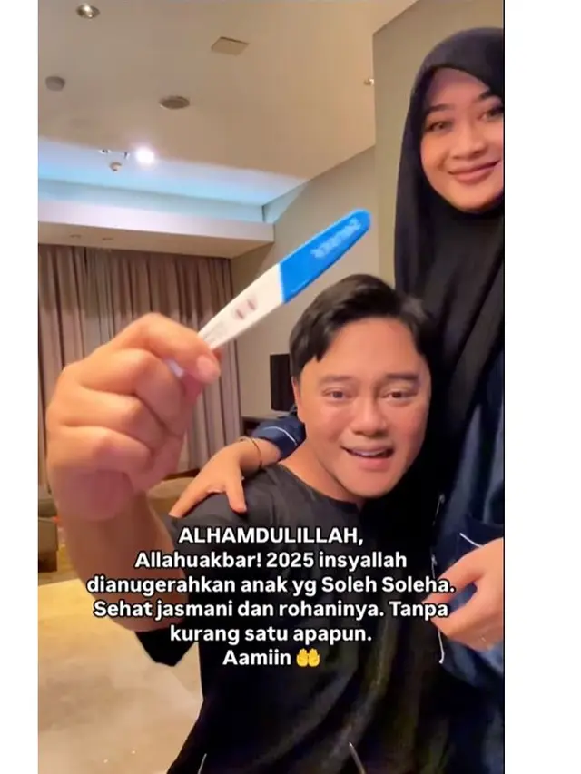 Penantian Tiga Tahun, Ini 7 Momen Haru Danang DA Umumkan Istri Hamil Anak Pertama - Hot Liputan6.com