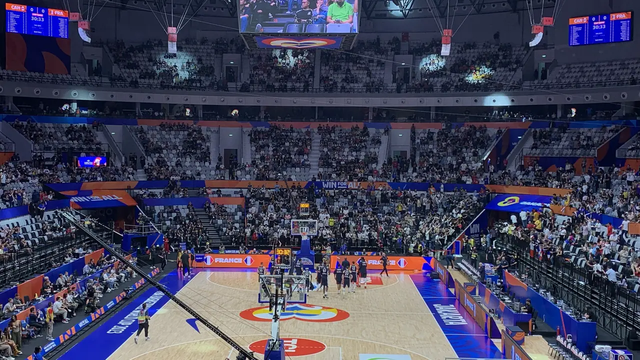 FIBA World Cup 2023 Resmi Dibuka di Indonesia Arena, Presiden Jokowi ...