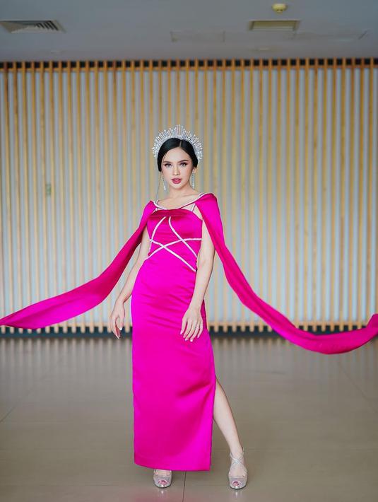 8 Pesona Lyodra Ginting dalam Balutan Gaun Unik Berwarna-warni, Inspirasi untuk Tak Takut lagi ...