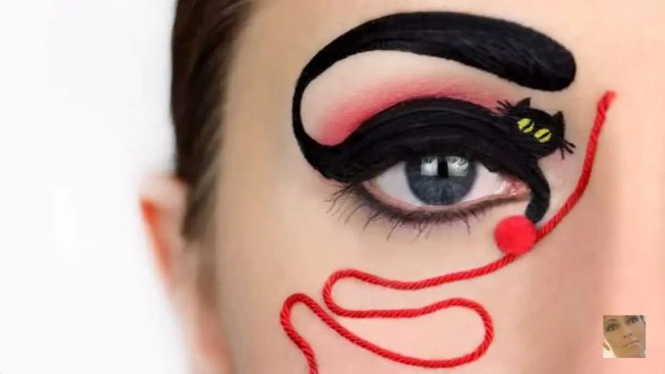 Begini Cara Make Up Mata Animasi Kucing yang Sangat Keren!