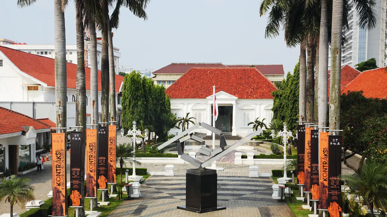 Susul Museum Nasional Indonesia, Harga Tiket Galeri Nasional ...