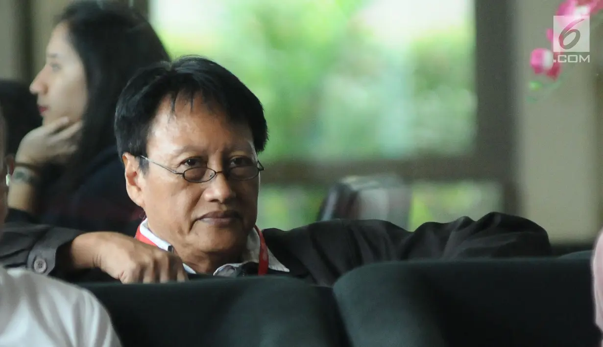 PHOTO: Kasus E-KTP, KPK Periksa Mantan Dirut PNRI - Foto Liputan6.com