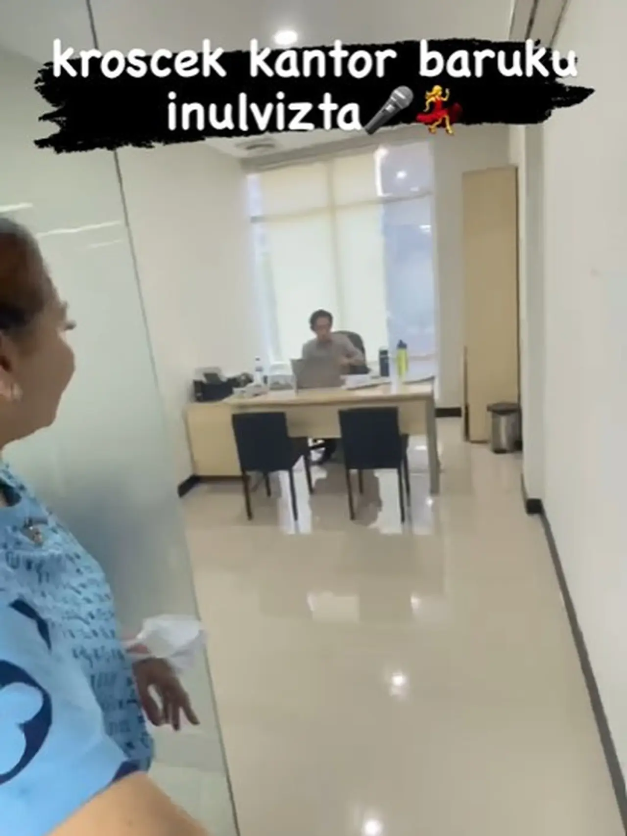 Inul Daratista Pamer Kantor Baru Inul Vizta, Kerajaan Karaoke Miliknya - Entertainment Fimela.com