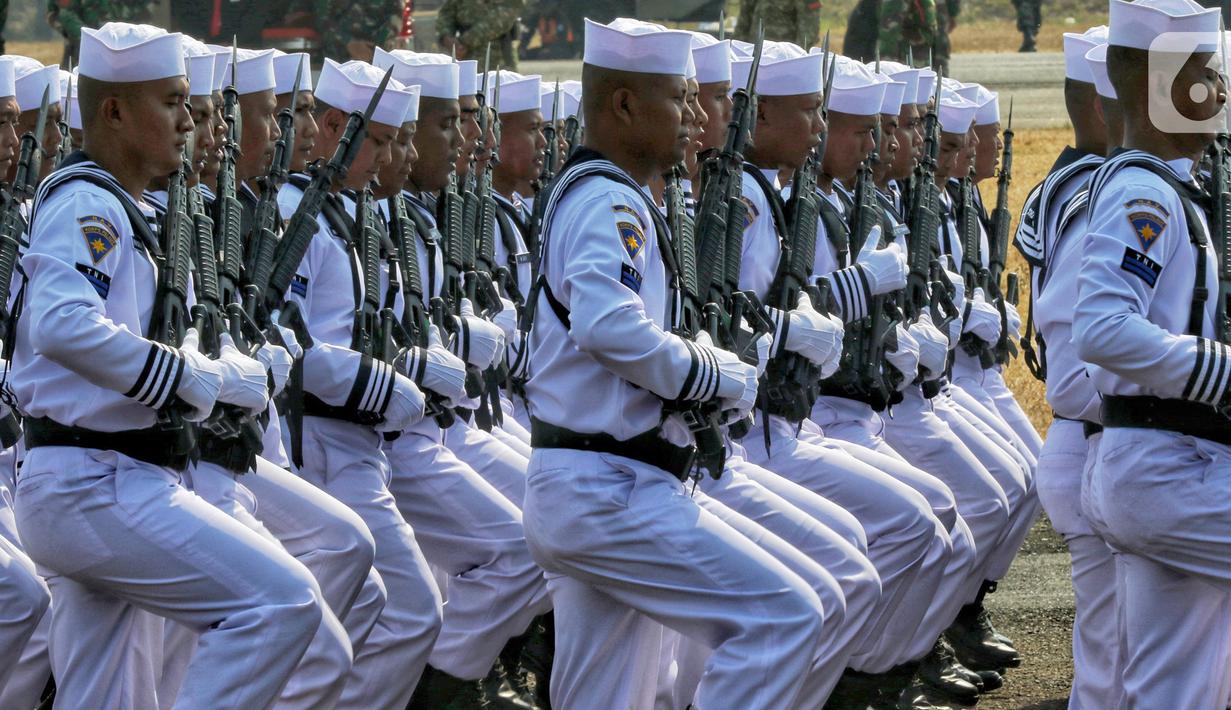 FOTO: 6.806 Prajurit Gabungan Ikuti Parade Upacara HUT ke-74 TNI - Foto ...