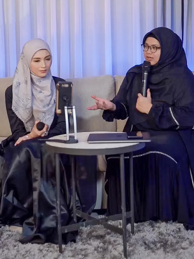 Risna Ories dan Donita Rilis Lagu Maha Cinta, Liriknya Ditulis Ustadzah ...