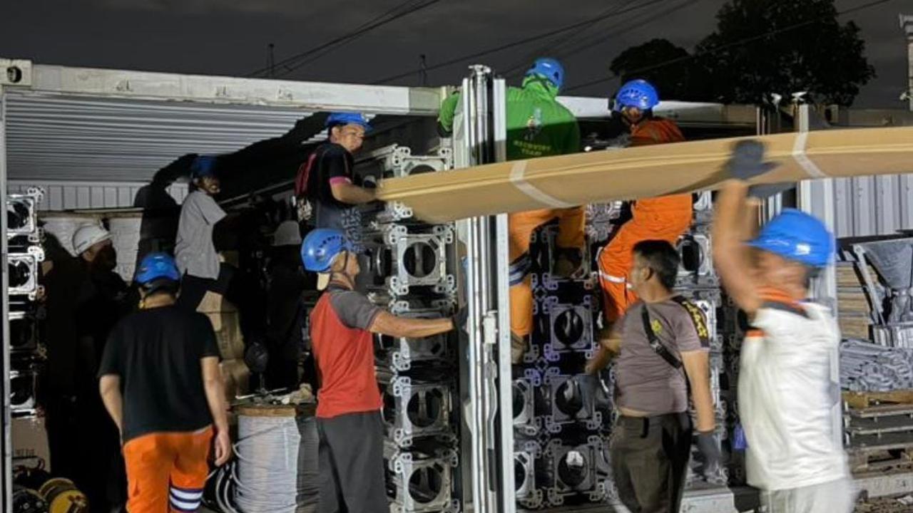 5 Tower SUTT Roboh Diterjang Banjir di Aceh, PLN Kirim Tim Bangun Tower ...