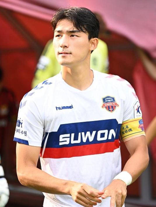 Potret Tampan Cho Yu Min, Pesepak Bola yang Resmi Nikahi Soyeon Eks T ...