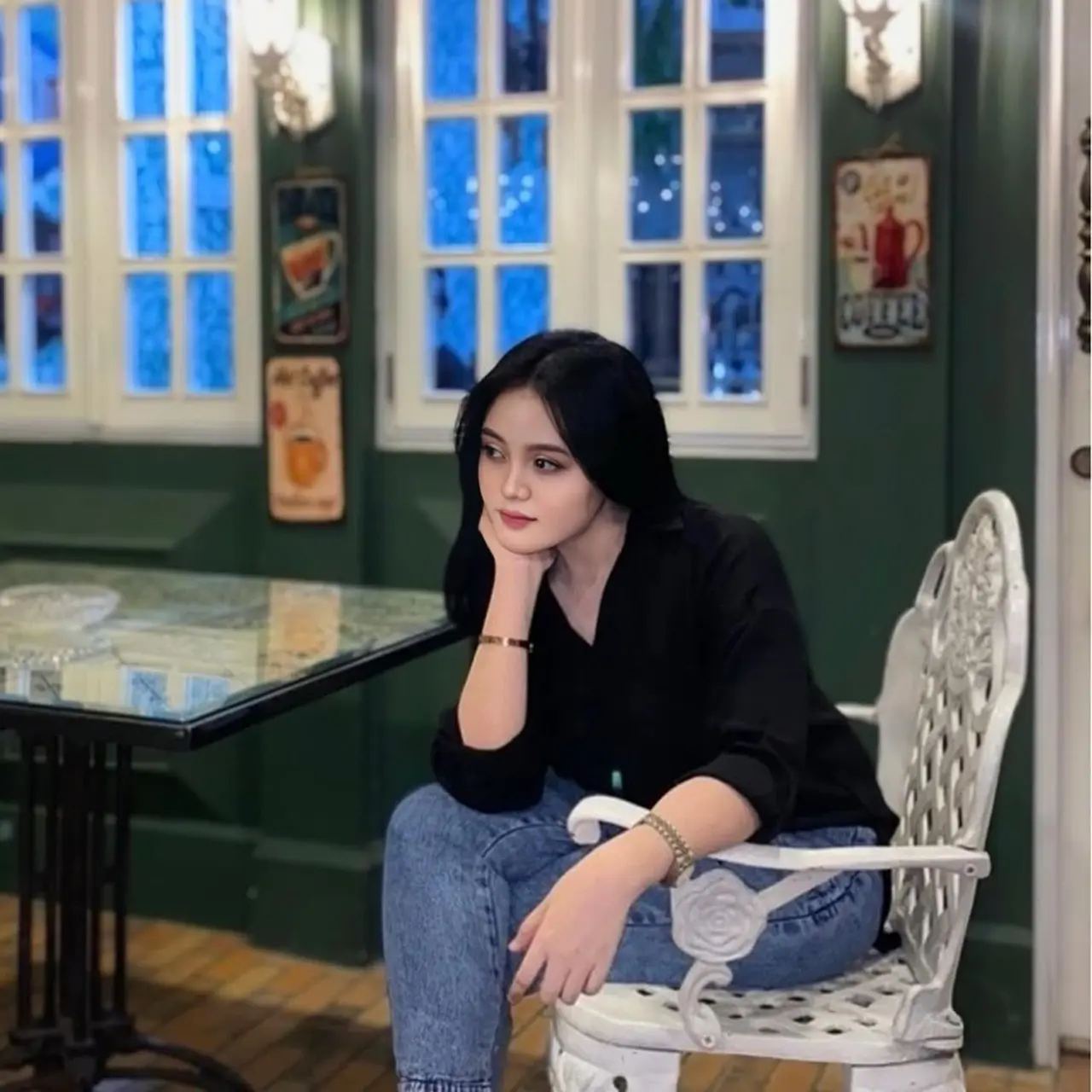 8 Potret Tia Septiana yang Ditolak Syuting, Alasannya Bikin Mandra Kesal - Hot Liputan6.com