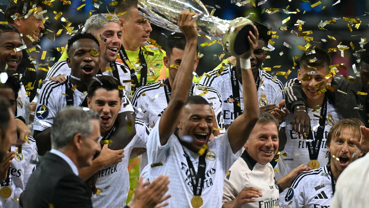 Cetak Gol Debut di Real Madrid dan Angkat Trofi Piala Super Eropa 2024 ...